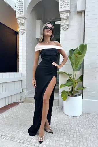 Sonya Moda for Hire | Find The Perfect Dress | The Volte