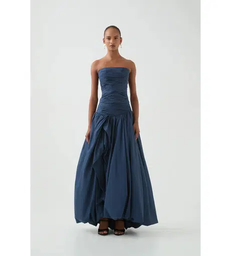 Aje Violette Set in Slate Size AU 6 | The Volte