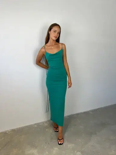 Melani The Label Amra Gown in Jade Size 8 | The Volte